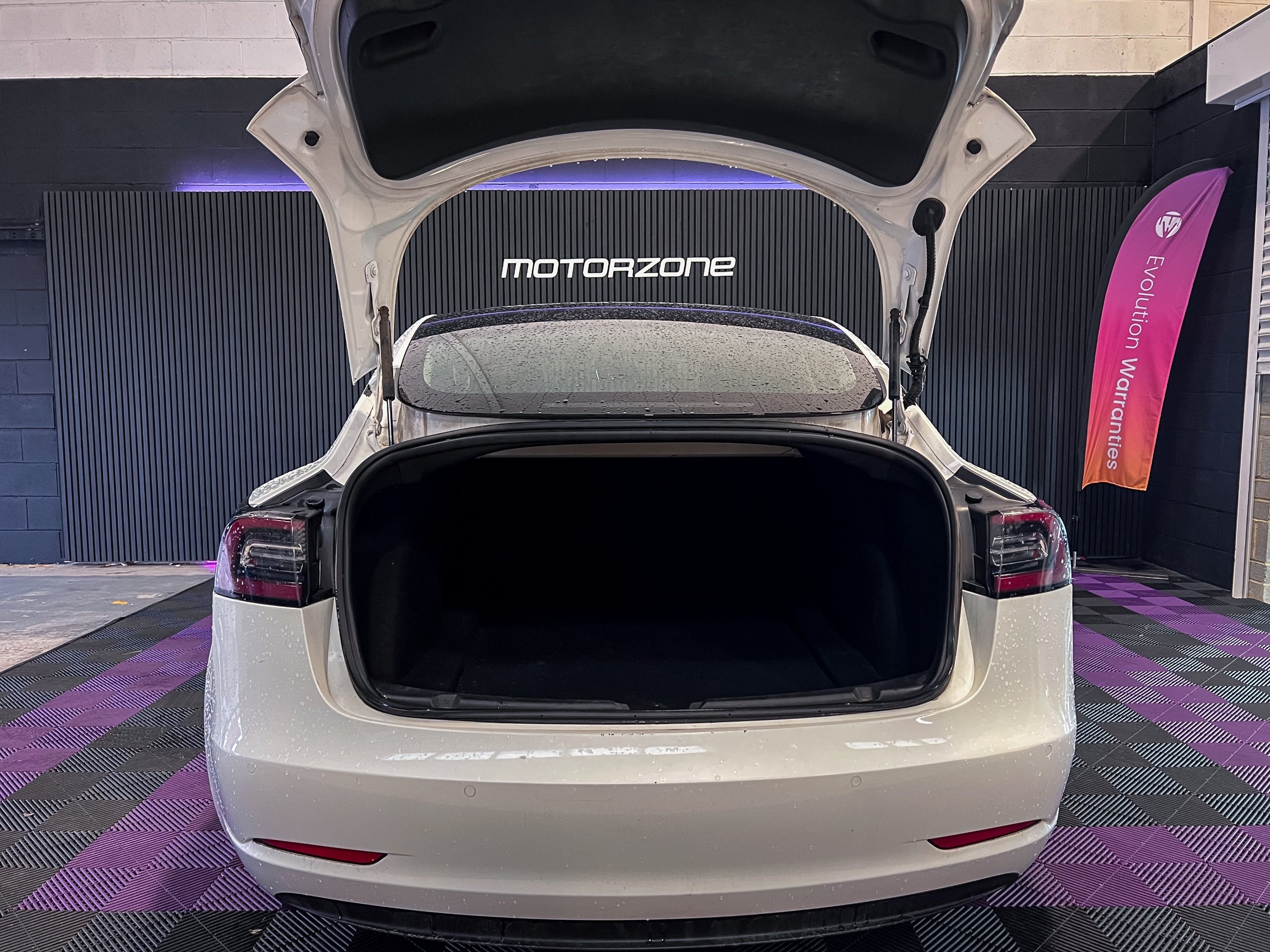 Used 2020 Tesla Model 3 Standard Range Plus Saloon 4dr Electric Auto ...